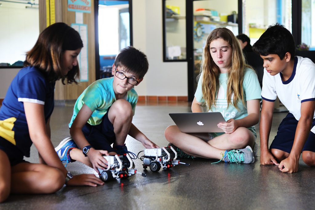 About Us - ISC | Teaching for the Future - International School of Curitiba